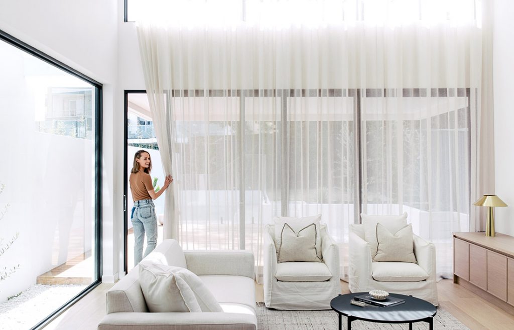 What Makes Curtain To Suit A Home – Travelling to Australia